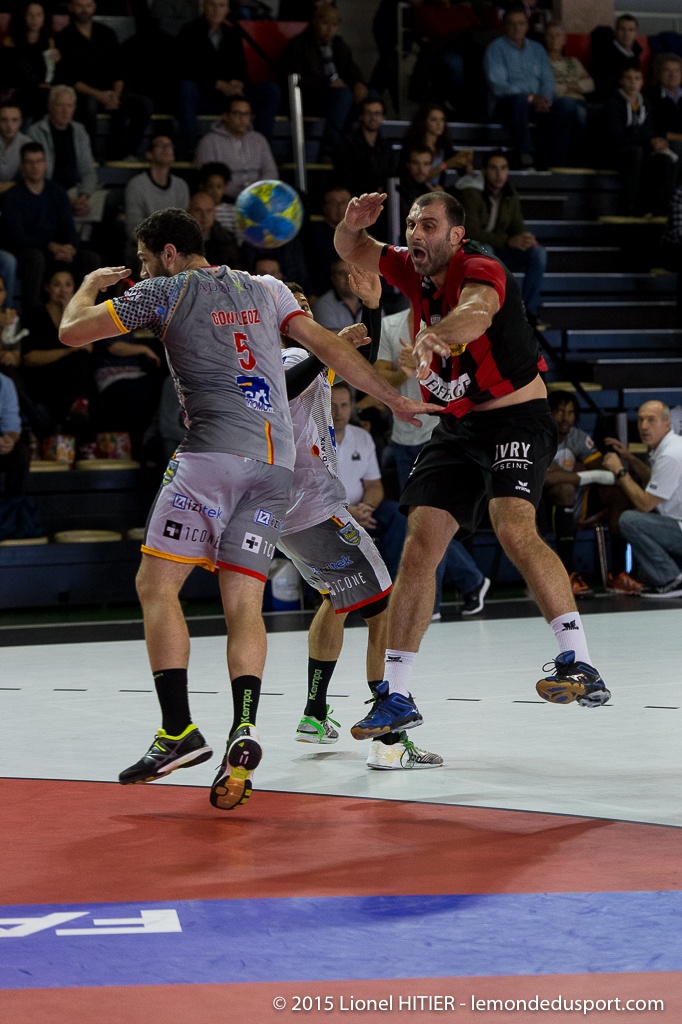 US IVRY - AIX 2015-2016 - Ivry Handball - Site officiel